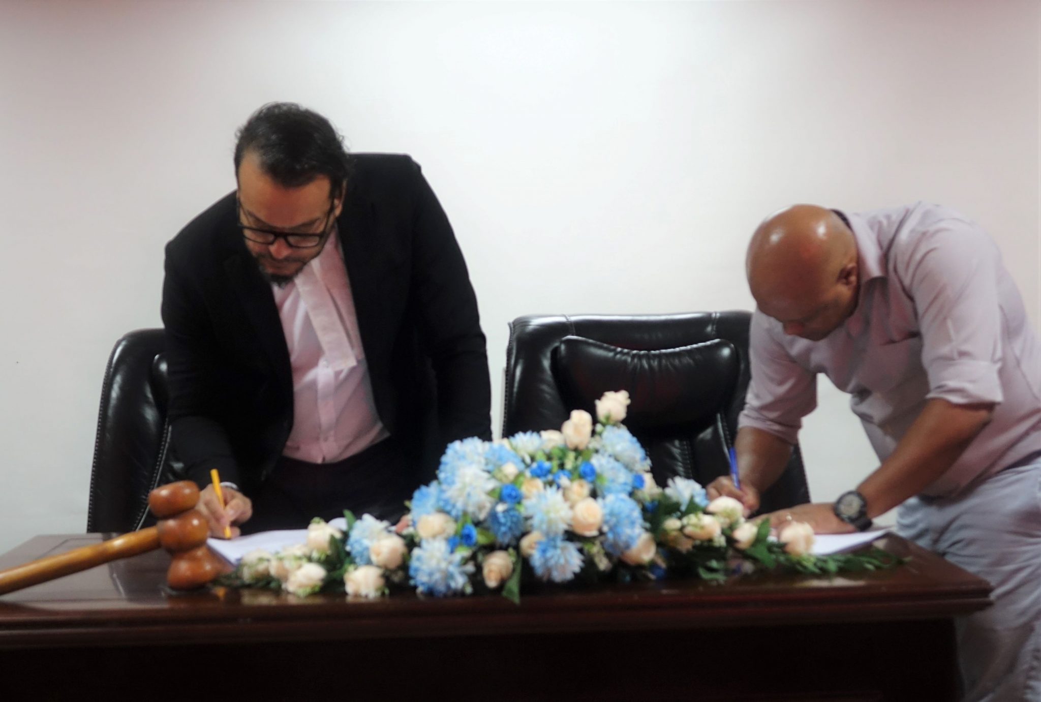 Project Handover for Phase 1 Partitioning of the Palais de Justice ...